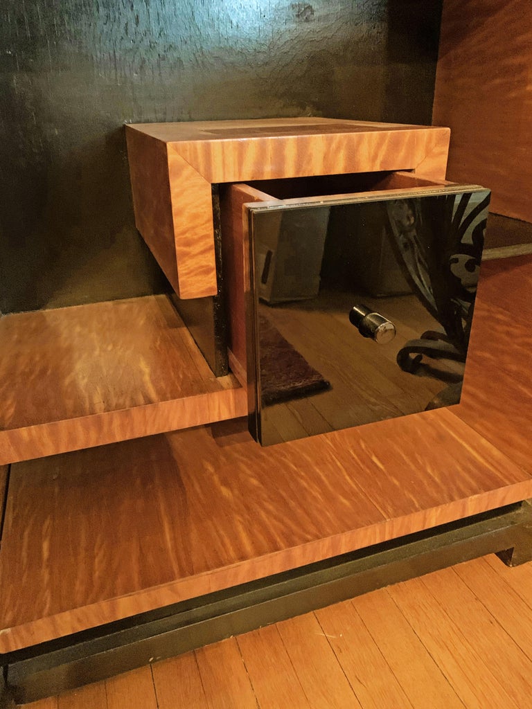 Art Deco Display Cabinet in Golden Mahogany with Vitrine and Greek Key ...