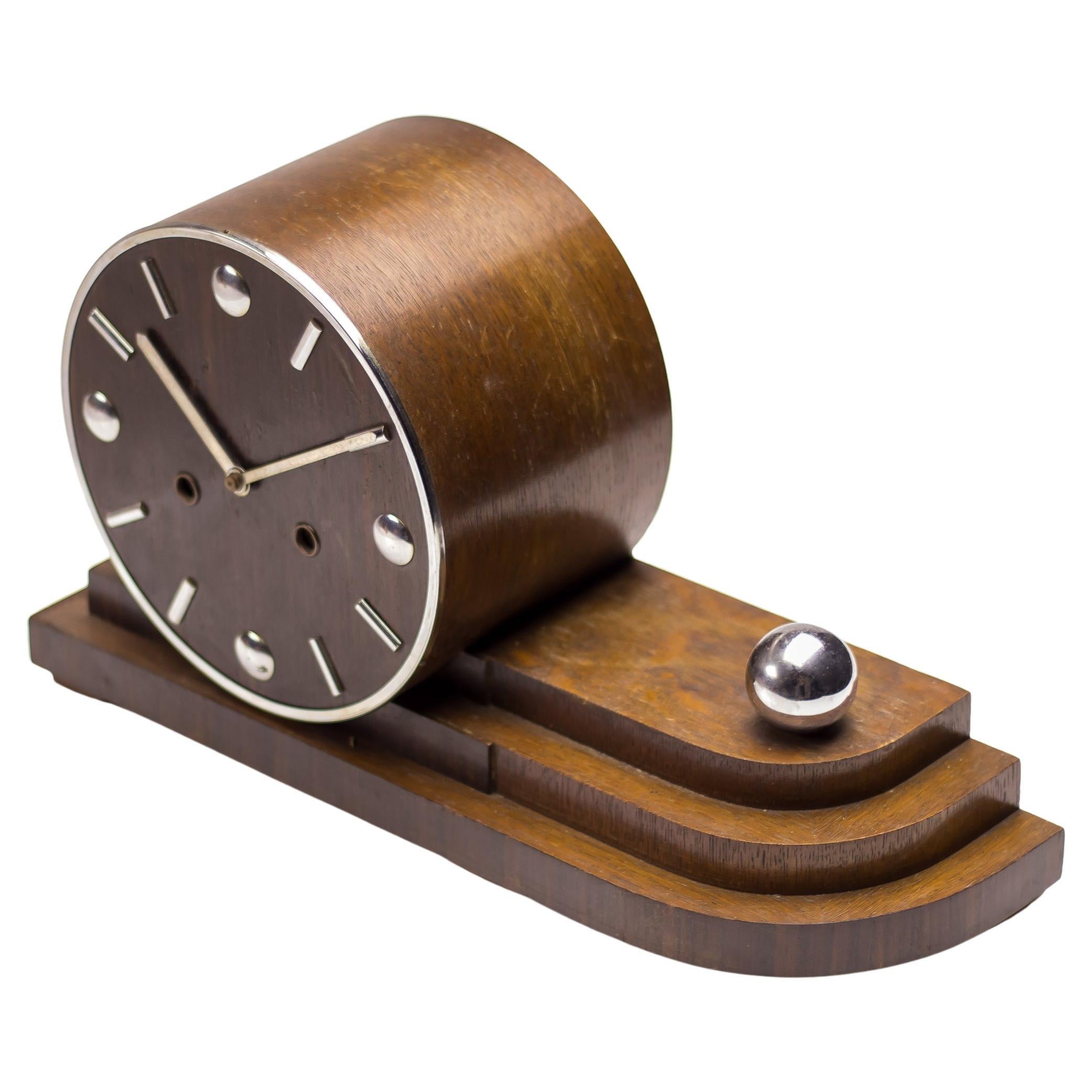 Art Deco Dutch Streamlined Clock For Sale at 1stDibs