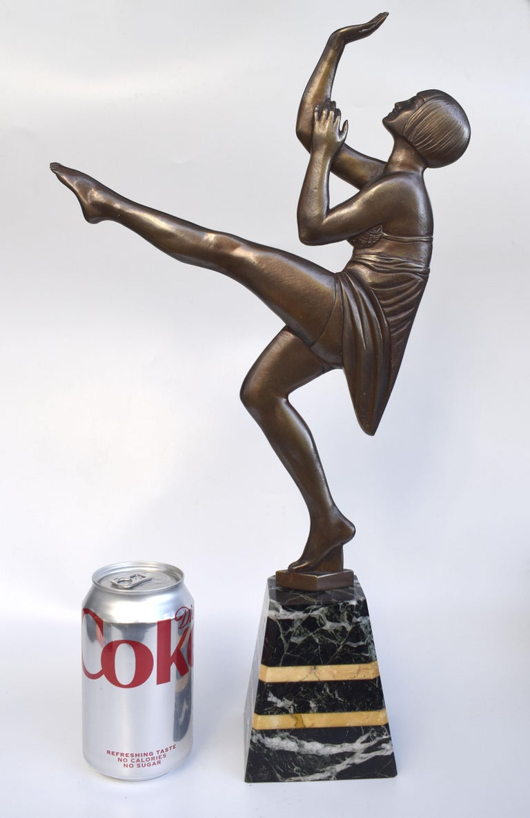 Art Deco Female Two Dimensional Figural Dancer, c1930 For Sale at 1stDibs