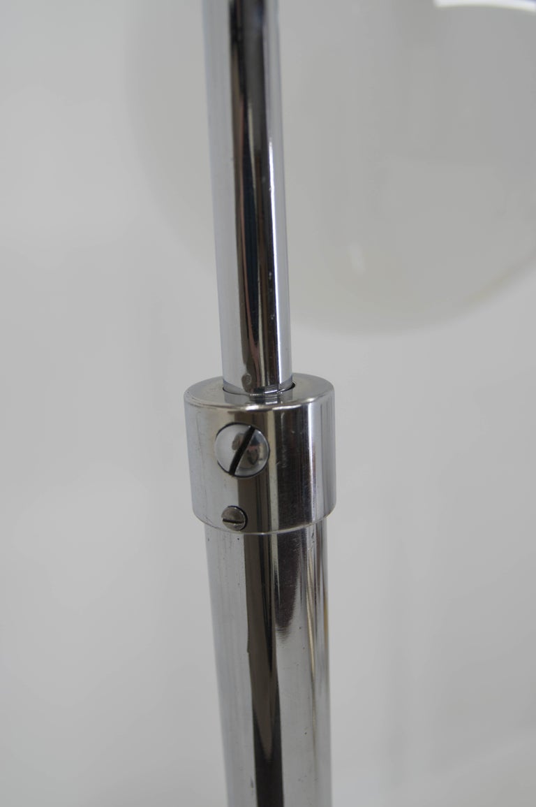 Art Deco / Functionalist Floor Lamp, 1930s, Restored For Sale at 1stDibs