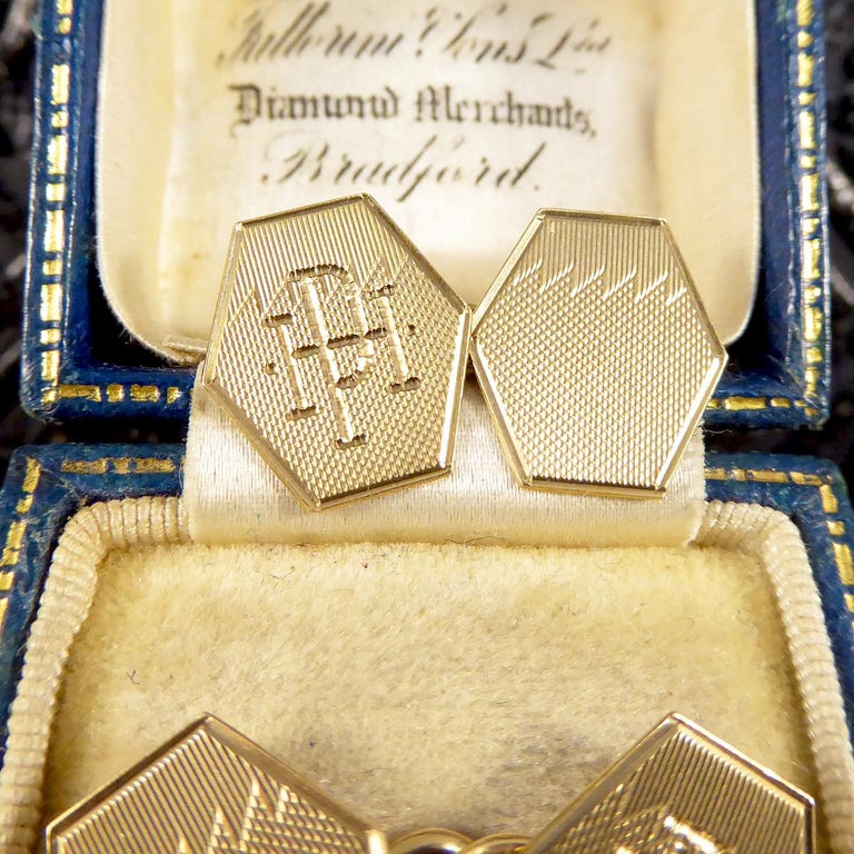 Art Deco Initialled P Hexagonal Cufflinks in 9ct Yellow Gold at 1stDibs