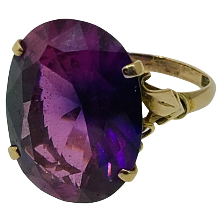 Art Deco Lab Created Alexandrite 14k Yellow Gold Ring For Sale at 1stDibs