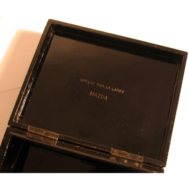 Art Deco Lacquered Decorative Jewelry Box For Sale at 1stDibs