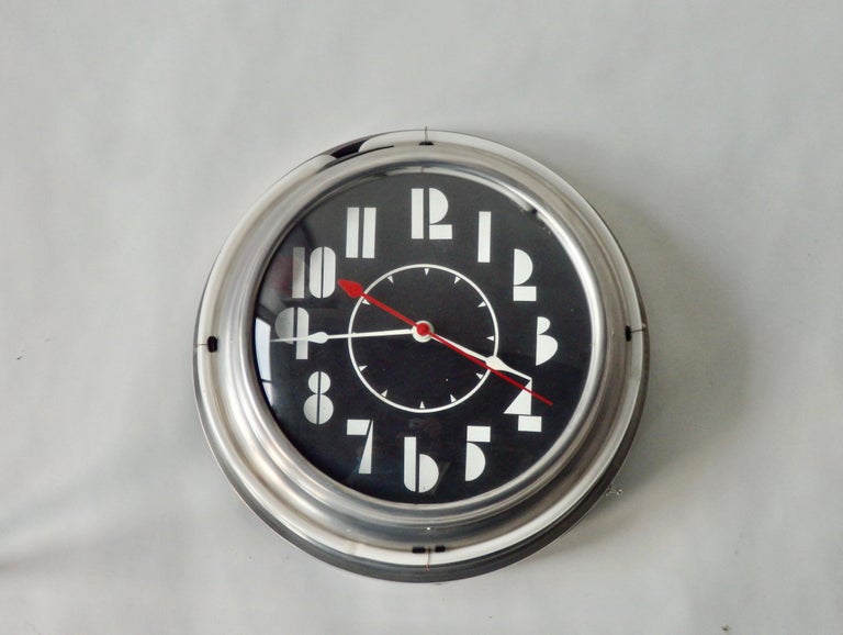 Art Deco Machine Age Face Two-Tone Round Neon Clock at 1stDibs | neon ...