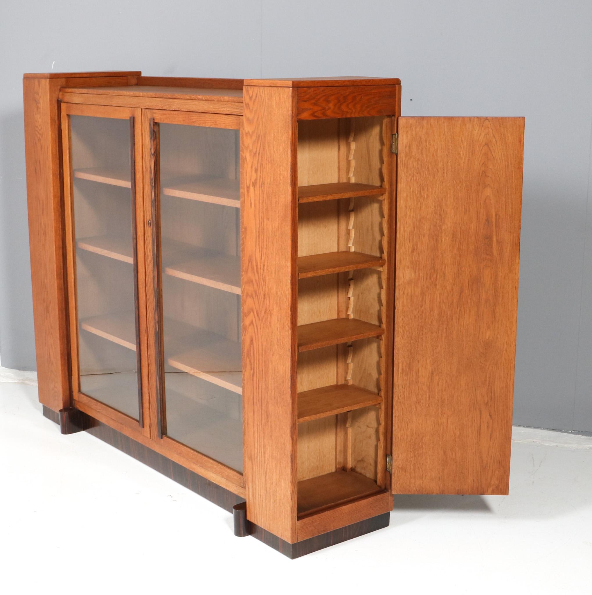 Art Deco Modernist Oak Four-Door Bookcase, 1920s For Sale at 1stDibs