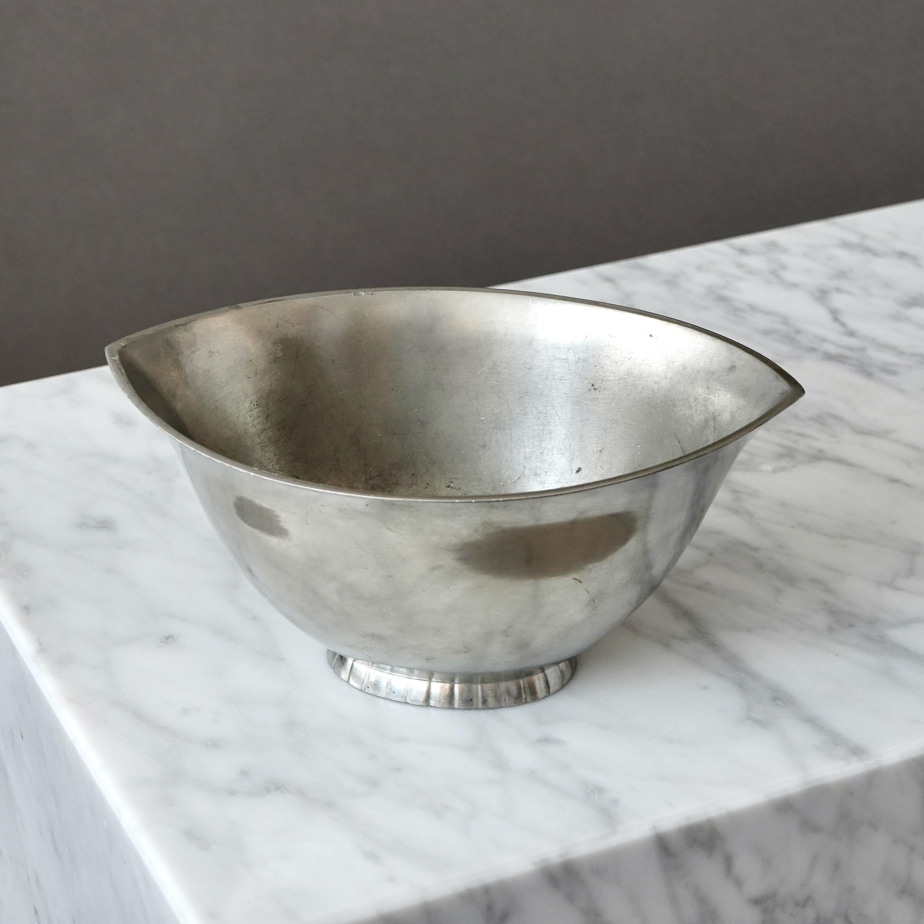 Art Deco Pewter Bowl by Just Andersen, Denmark, 1920s For Sale at 1stDibs