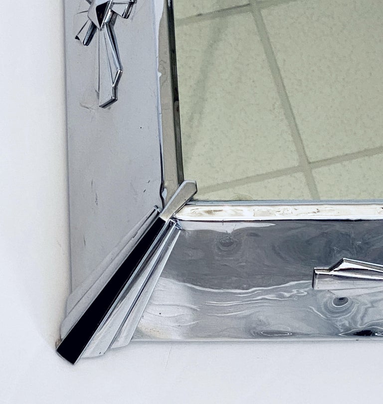 Art Deco Plateau Mirror or Mirrored Cake Stand from England For Sale at ...