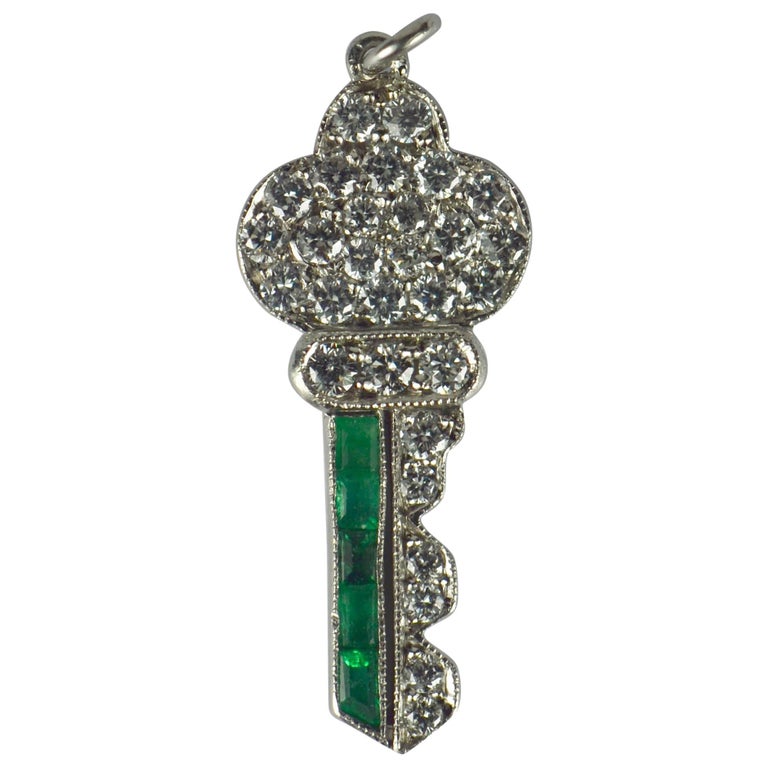 Art Deco Platinum Emerald Diamond Key Charm Pendant For Sale at 1stDibs