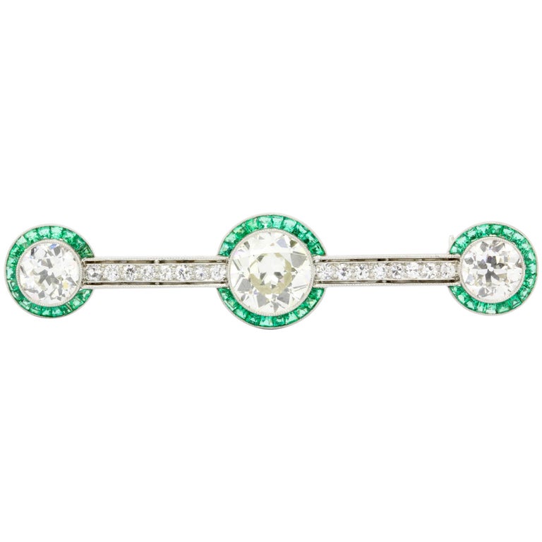 Art Deco Platinum Old European Cut Diamond Emerald Halo Bar Pin at 1stDibs