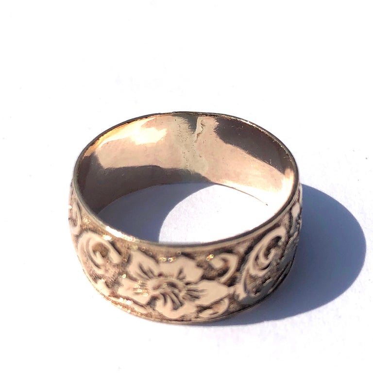 Art Deco Rose Gold Shell Decorative Band at 1stDibs