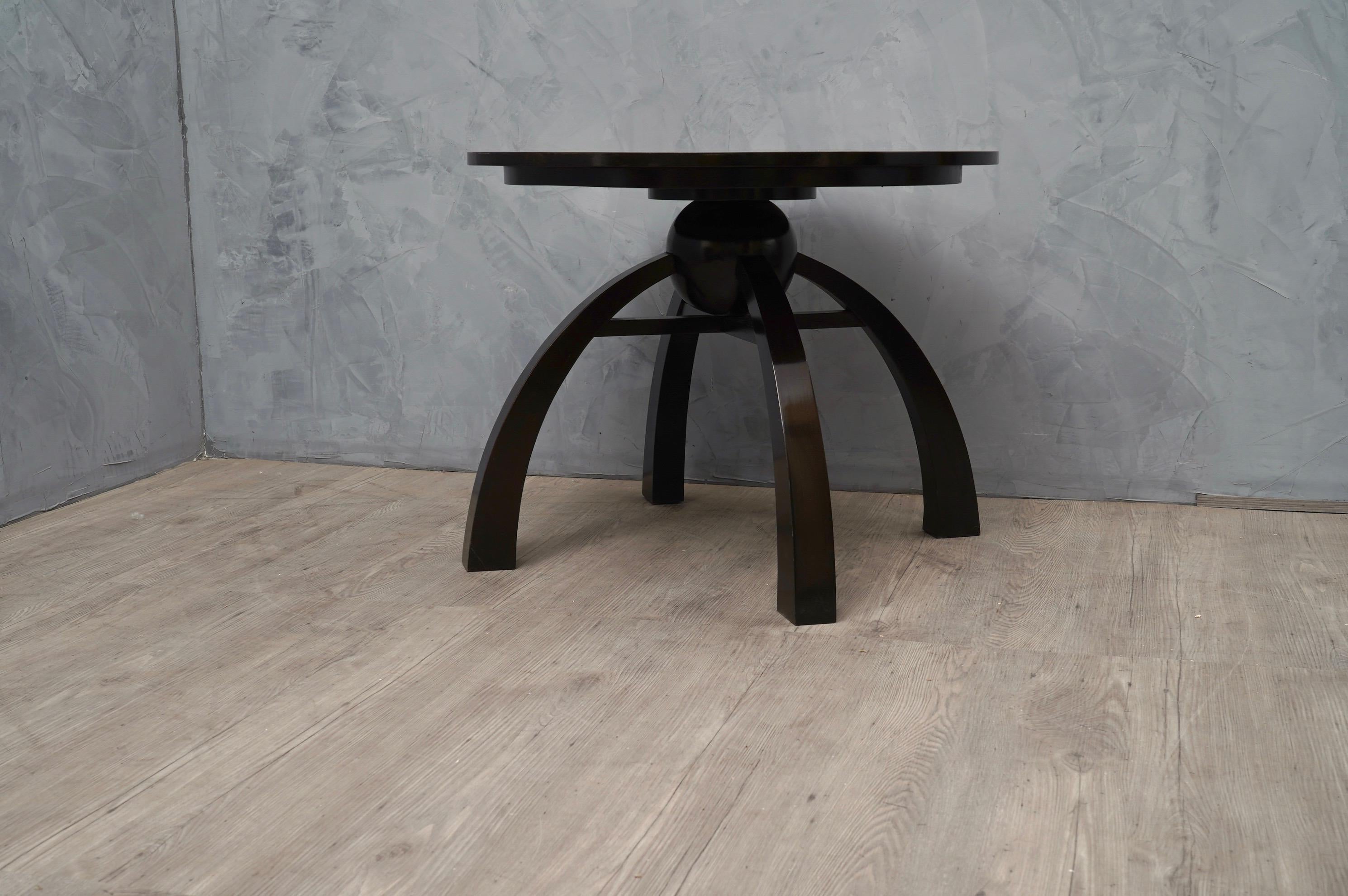 Art Deco Round Black Shellac Italian Side Table, 1930 For Sale at ...