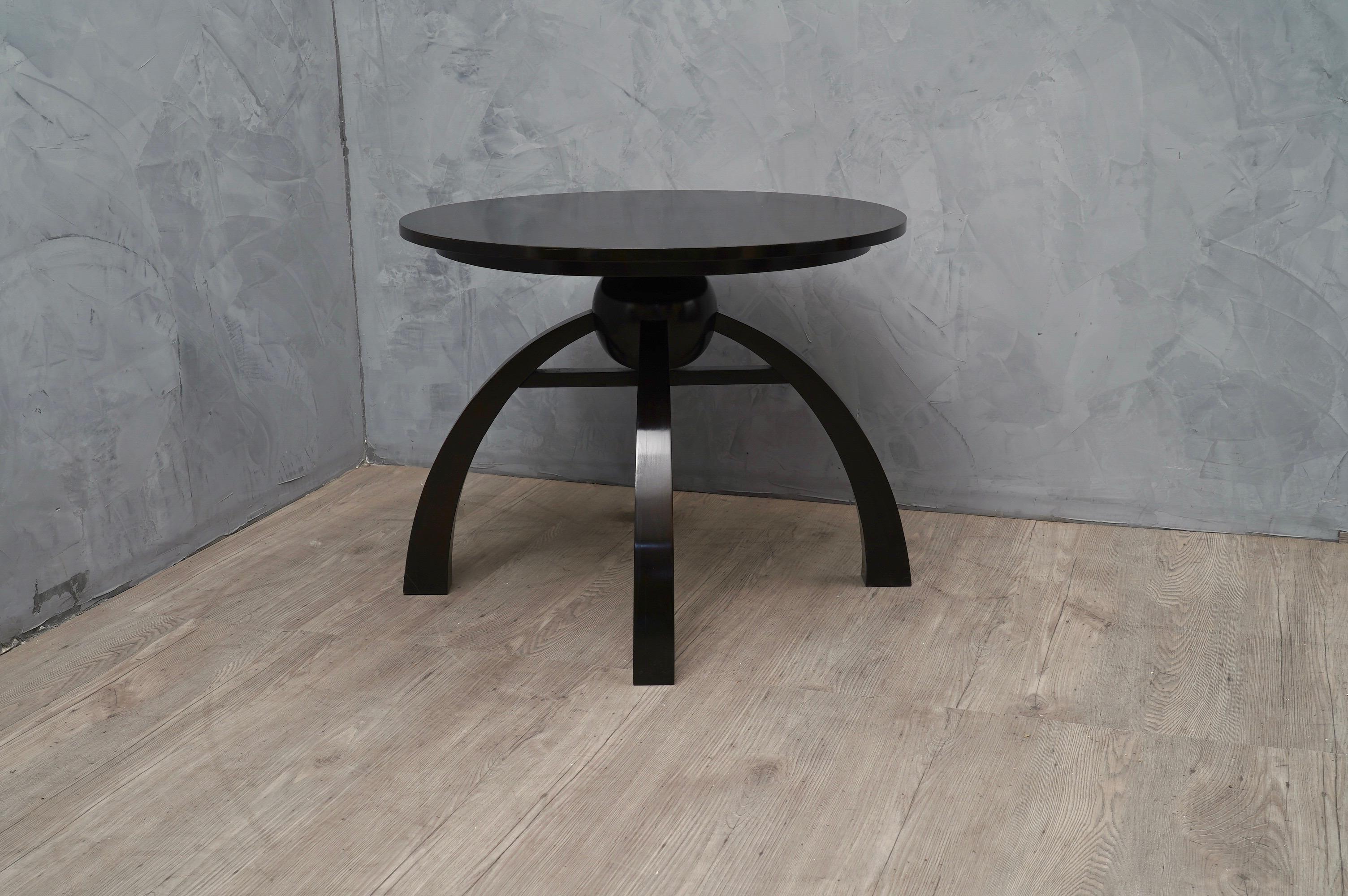 Art Deco Round Black Shellac Italian Side Table, 1930 For Sale at ...