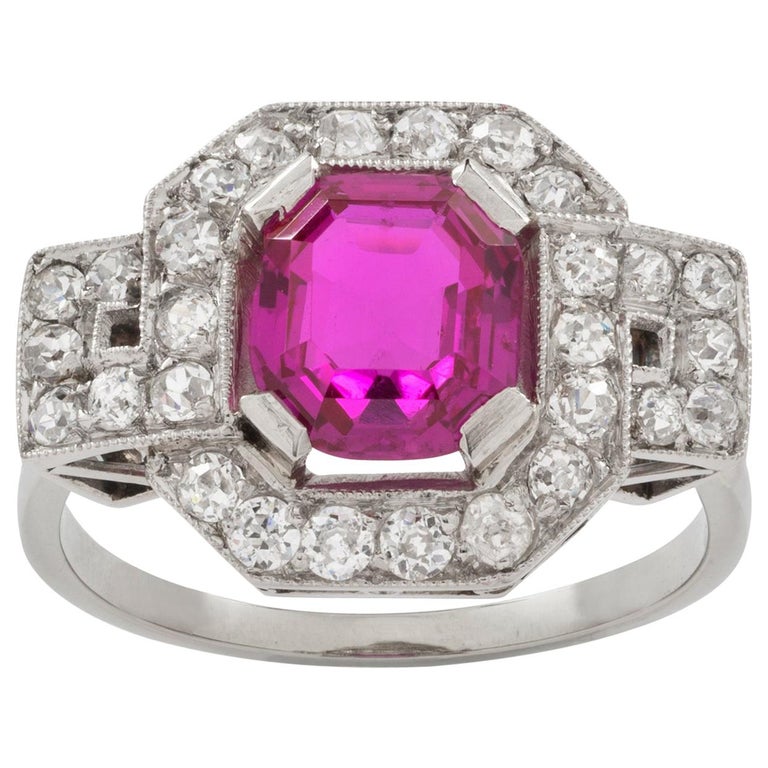 Art Deco Ruby and Diamond Ring For Sale at 1stDibs
