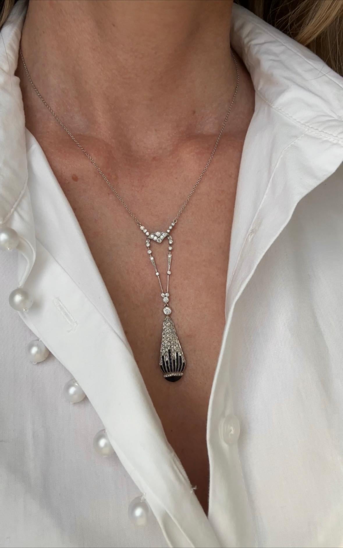 Art Deco Sapphire and Diamond Lavaliere Necklace For Sale at 1stDibs