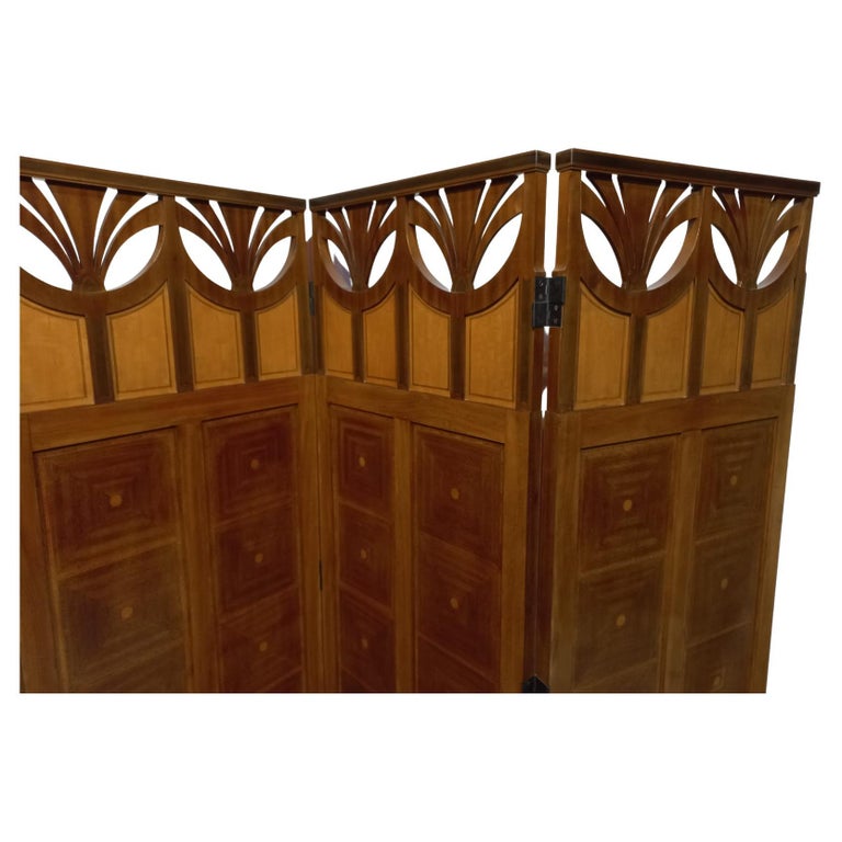 Art Deco screen made of solid wood For Sale at 1stDibs