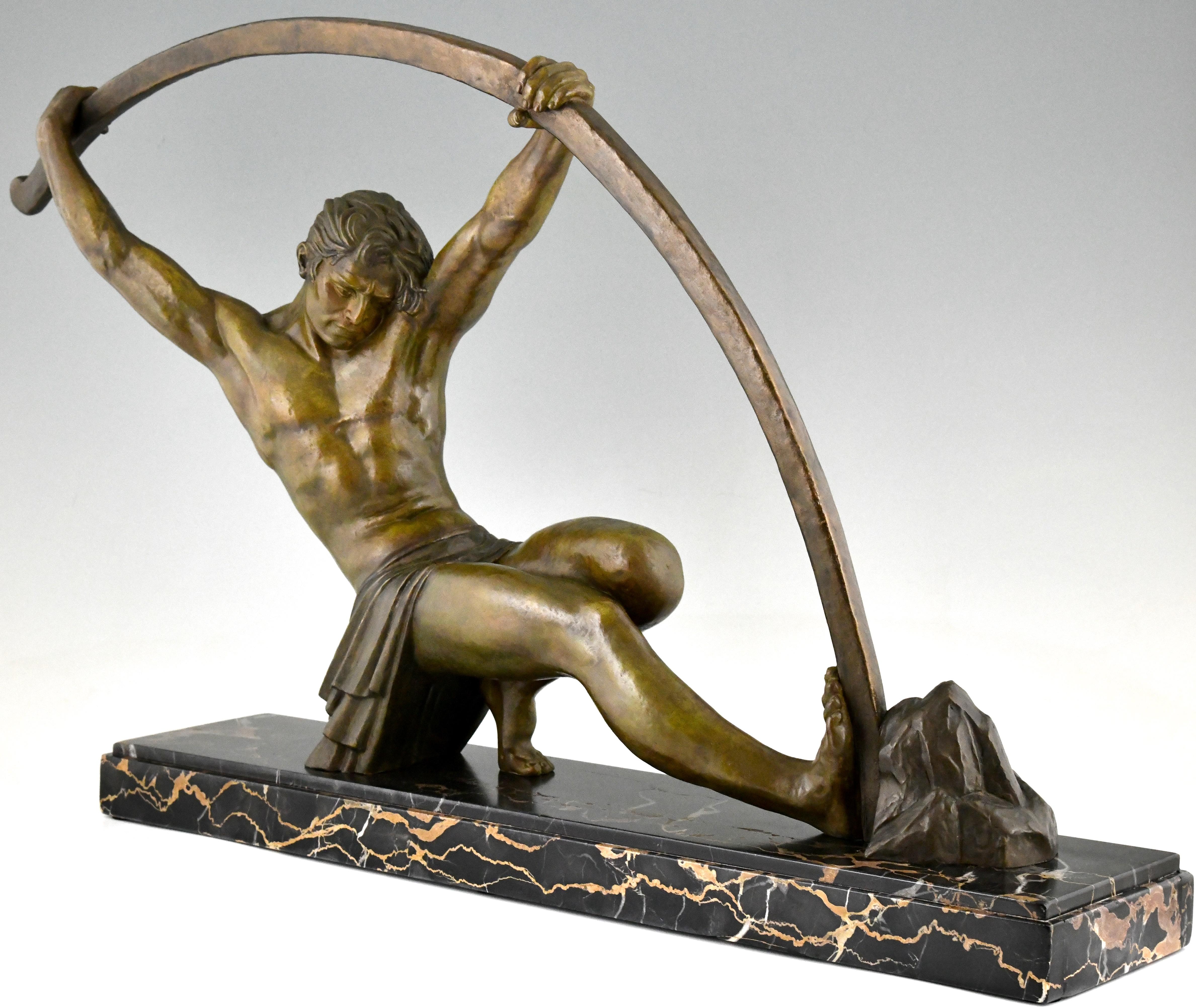 Art Deco Sculpture Bending Bar Man L'age Du Bronze Demetre H. Chiparus ...