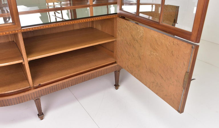 Art Deco Showcase in Mahogany, 1925 For Sale at 1stDibs