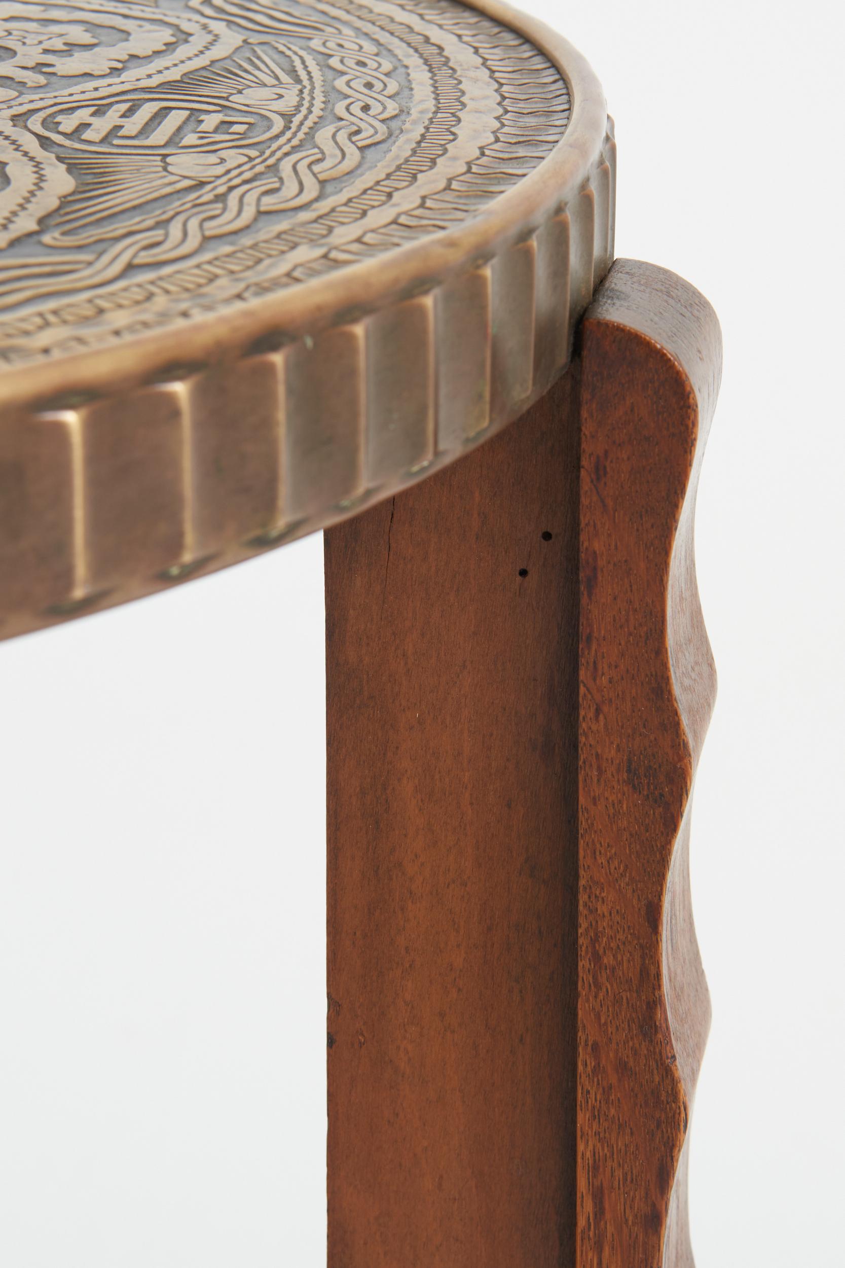 Art Deco Side Table For Sale at 1stDibs