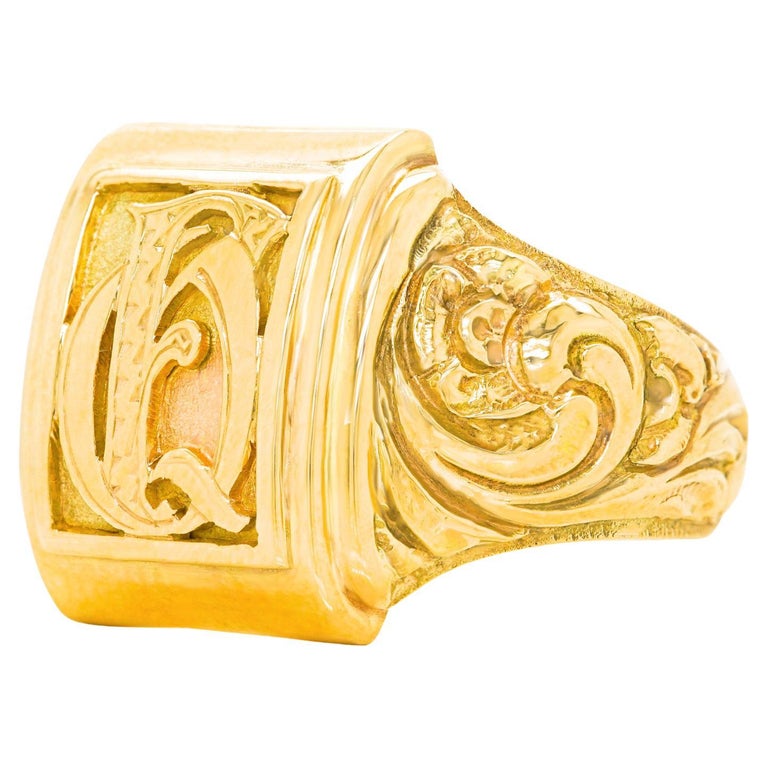 Art Deco Signet Ring For Sale at 1stDibs
