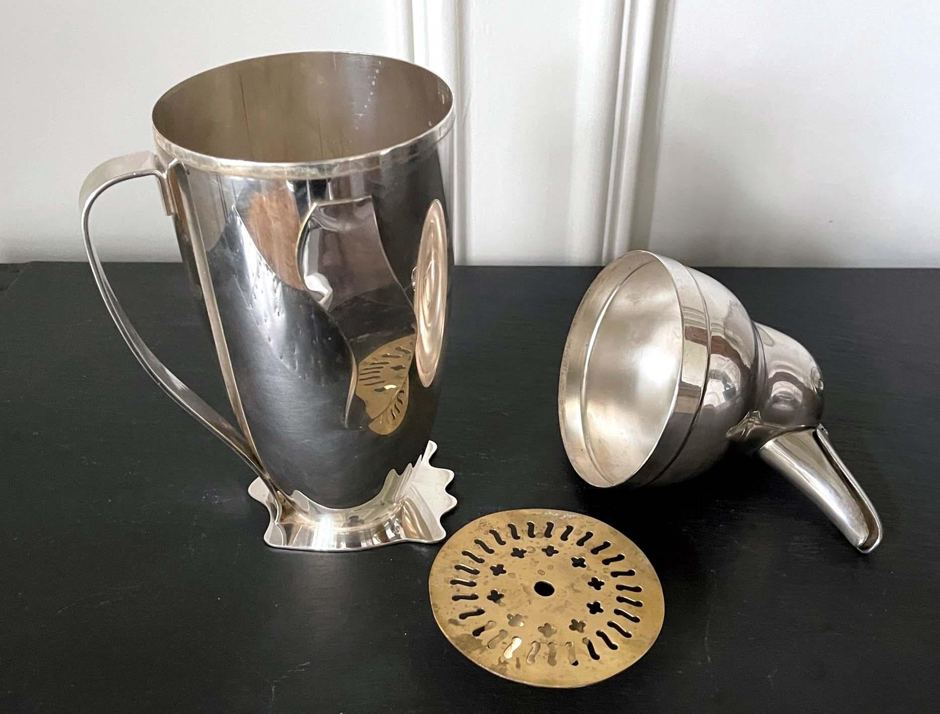 Art Deco Silverplate Penguin Form Cocktail Shaker Napier Emil Schuelke ...