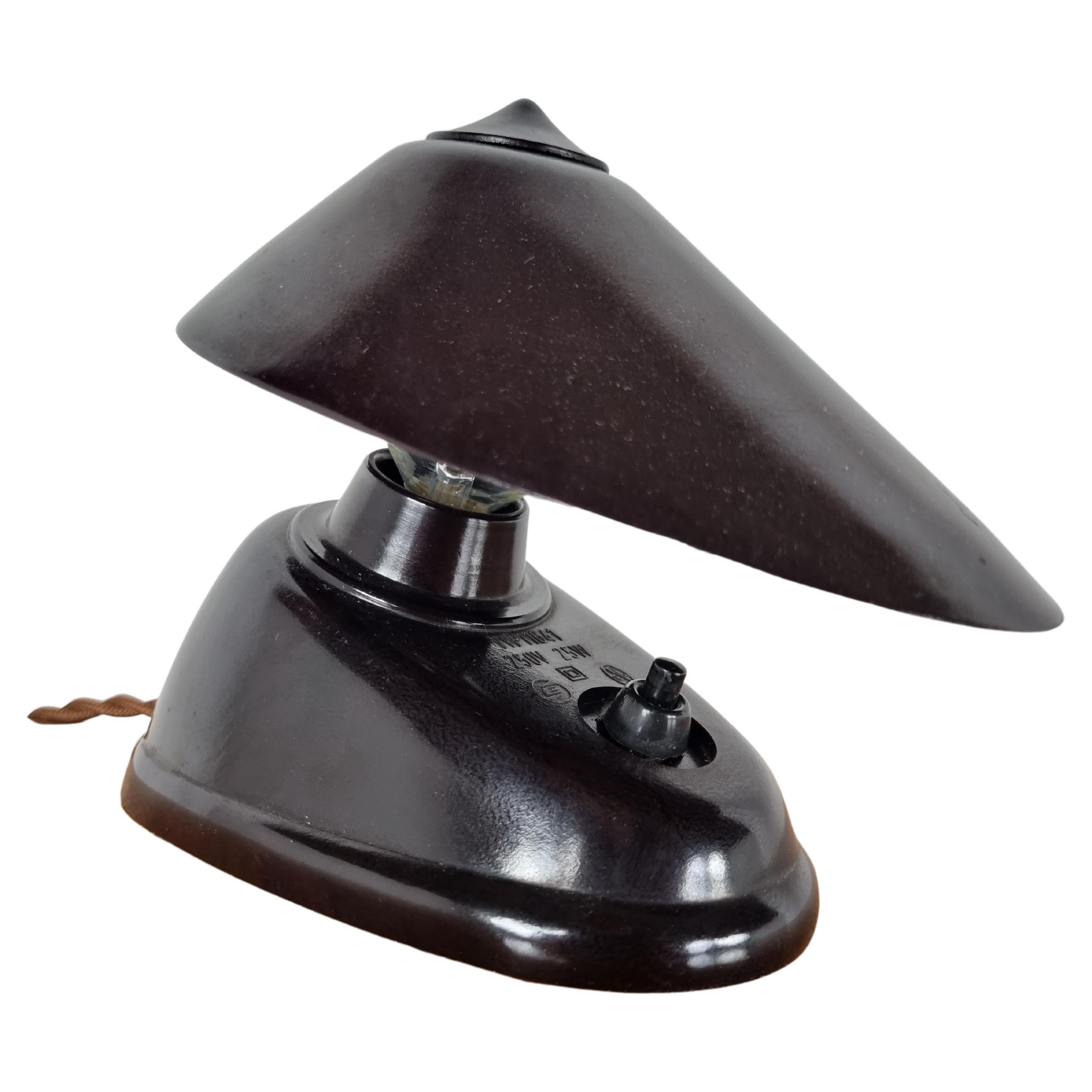 Art Deco Catalin Phenolic Bakelite Lamp, circa 1930s For Sale at 1stDibs