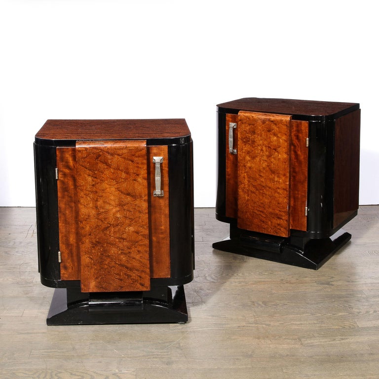 Art Deco Streamlined End Tables/Night Stands in Burled Walnut w ...