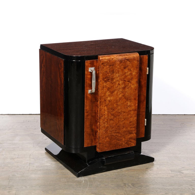 Art Deco Streamlined End Tables/Night Stands in Burled Walnut w ...