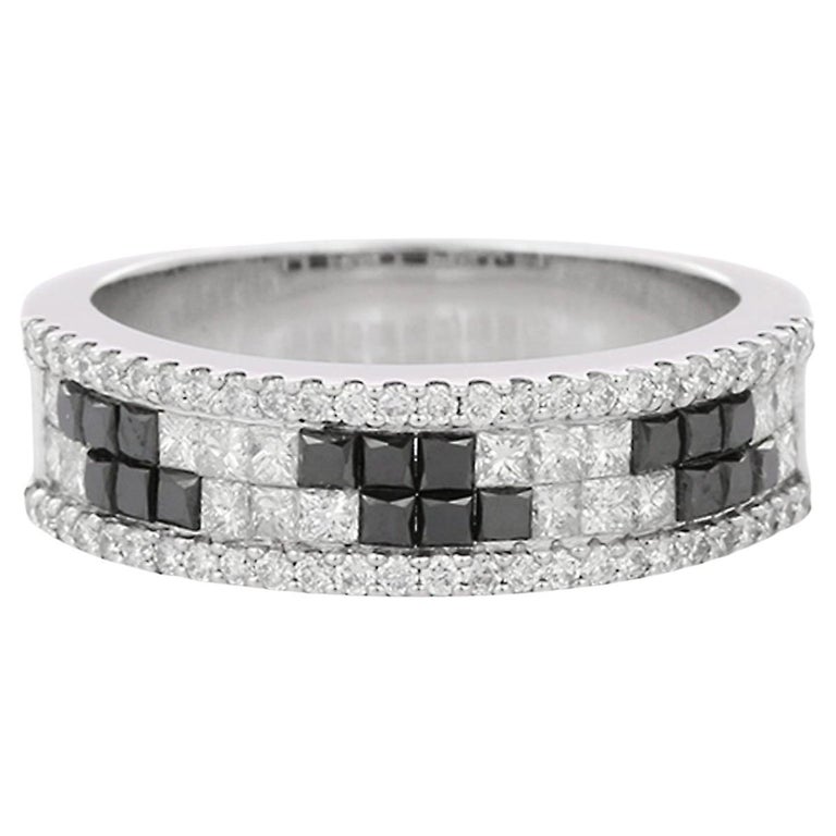 Customizable 1.08 ct Black and White Diamonds Engagement Band Ring in ...