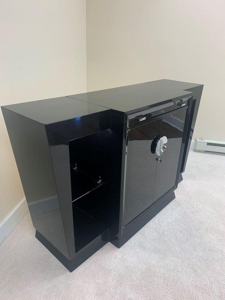 Art Deco Light Up Bar Cabinet-Sideboard In The Style of Parzinger C ...