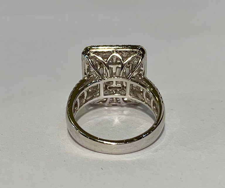 Art Deco Style Diamond and Blue Sapphire Calibre Cut 18 Karat White ...