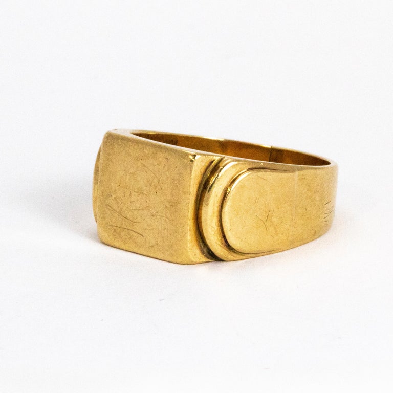 Art Deco Stylish Gent's Gold Signet Ring at 1stDibs