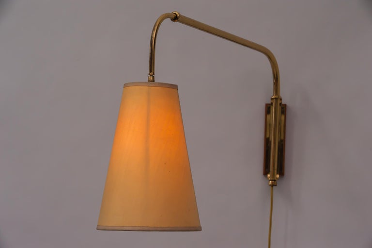 Art Deco Swiveling and Extendable Wall Lamp, circa 1950s at 1stDibs