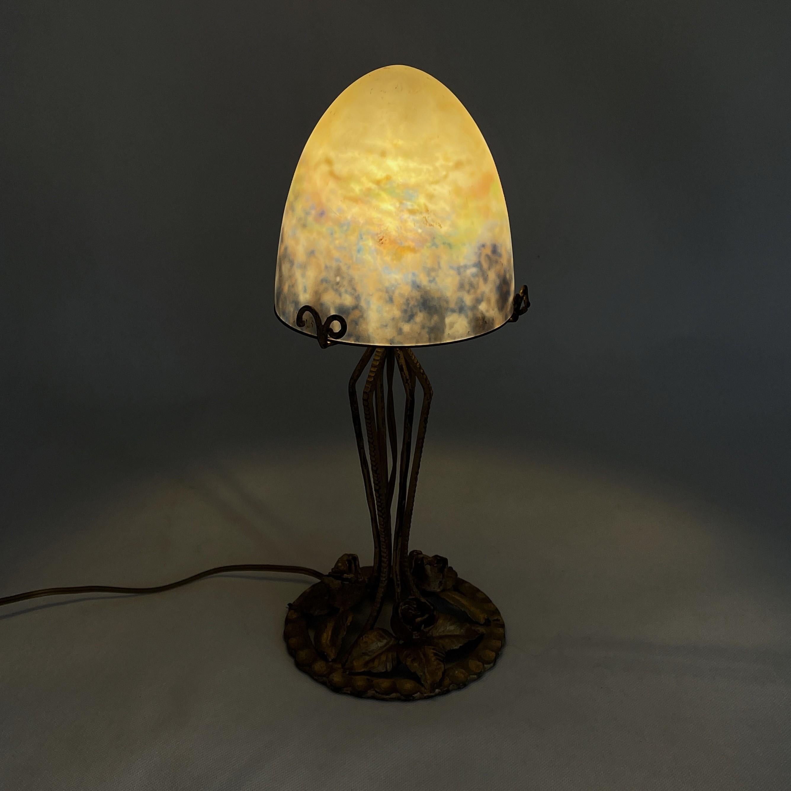 Art Deco Table Lamp Pâte De Verre Signed by Muller Freres Lunéville ...