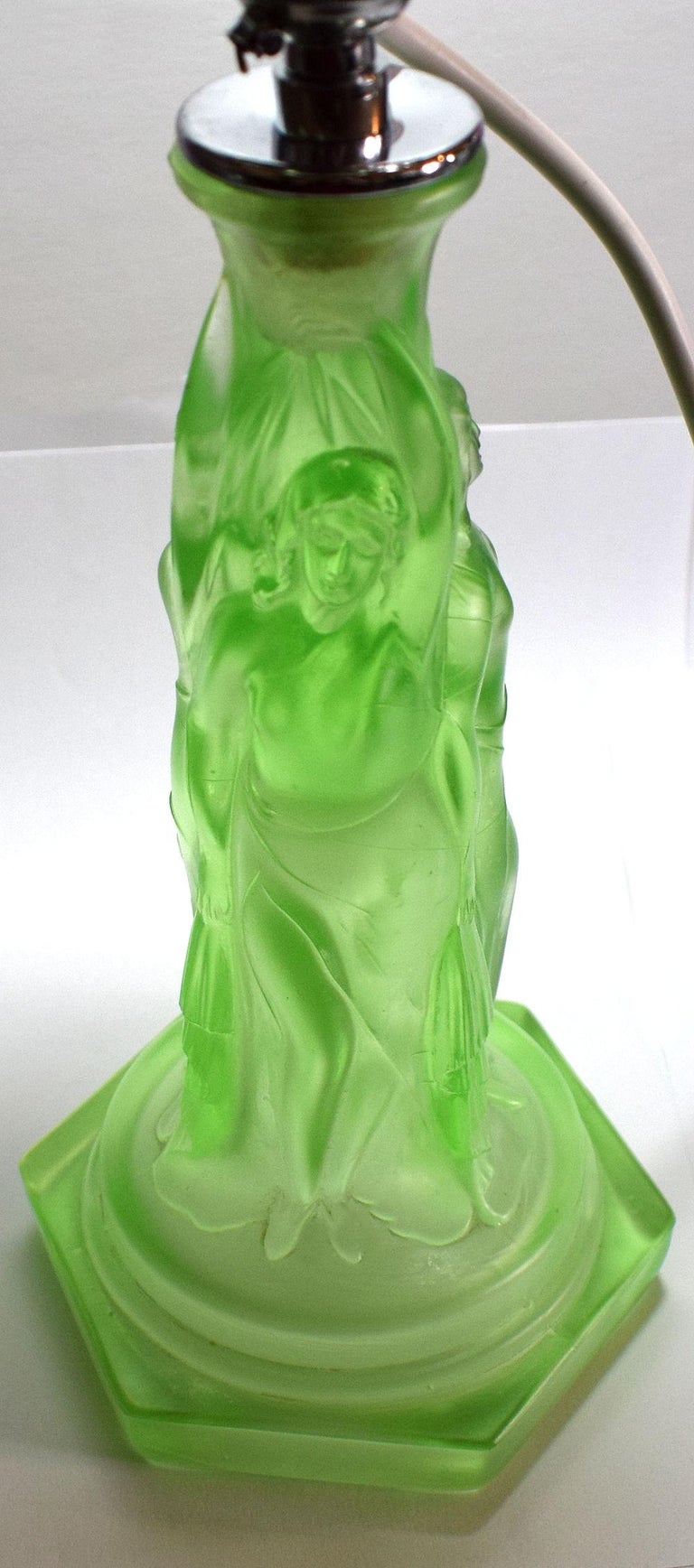 Art Deco Three Graces Uranium Glass Table Lamp, 1930s at 1stDibs