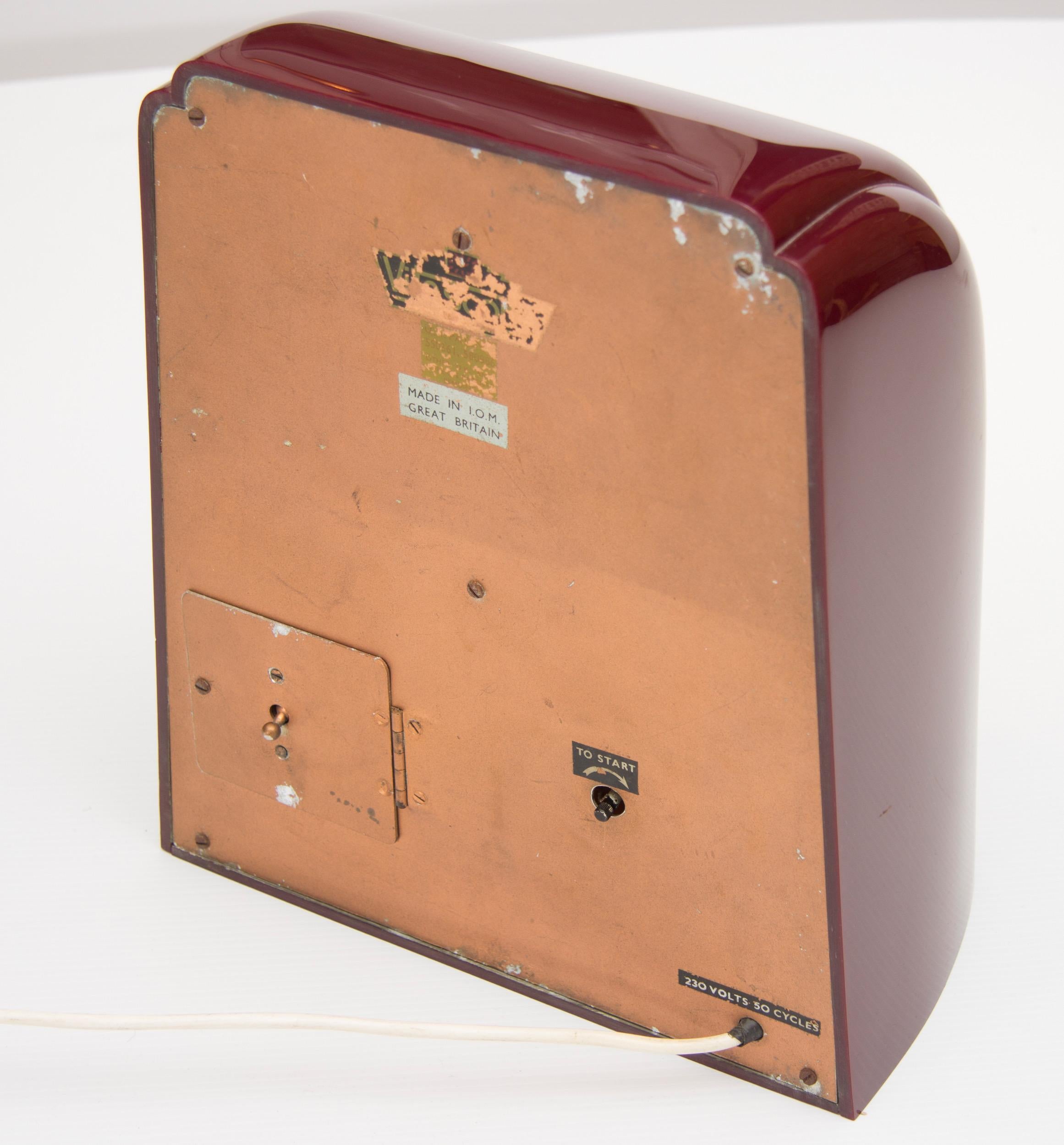 Art Deco Vitascope Clock at 1stDibs | vitascope clock for sale