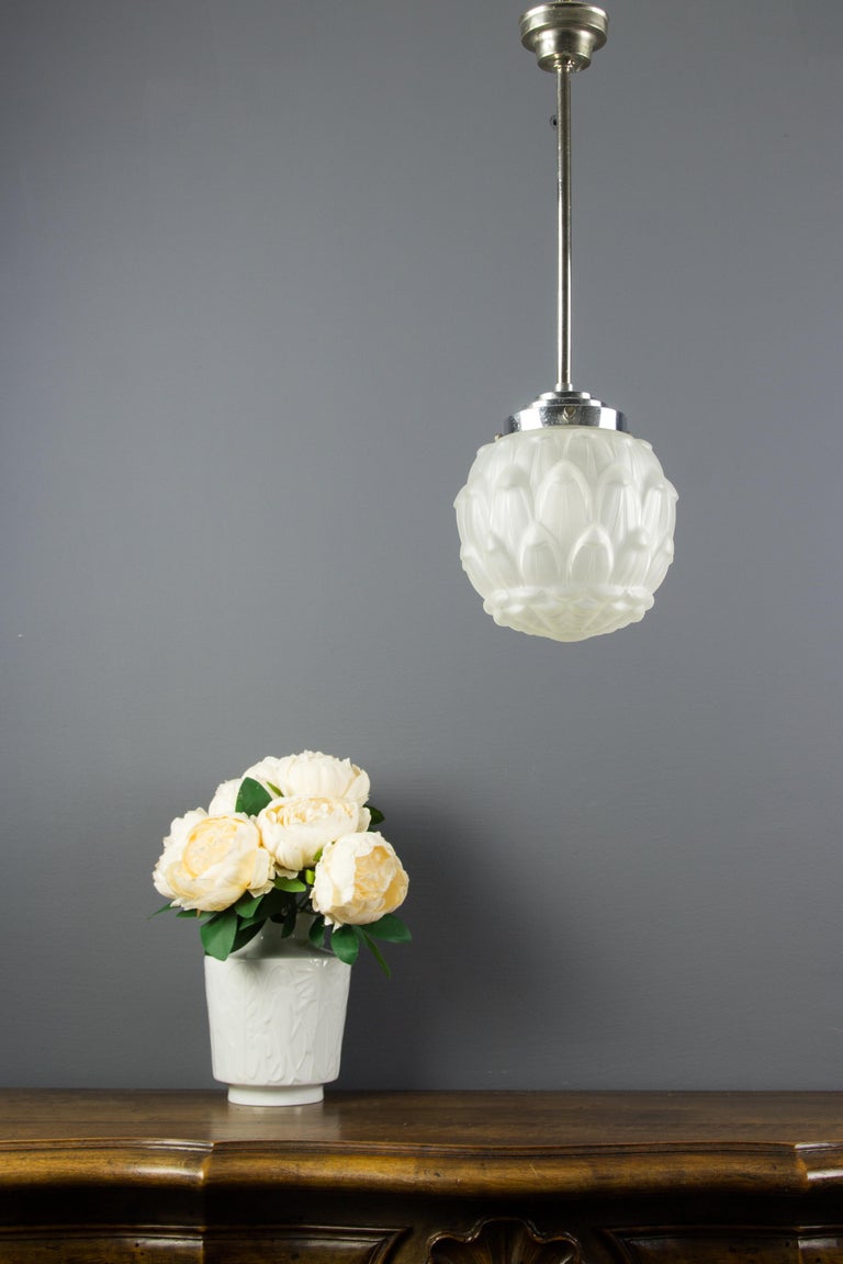 Art Deco White Frosted Glass And Chrome Pendant Ceiling Light 1930s