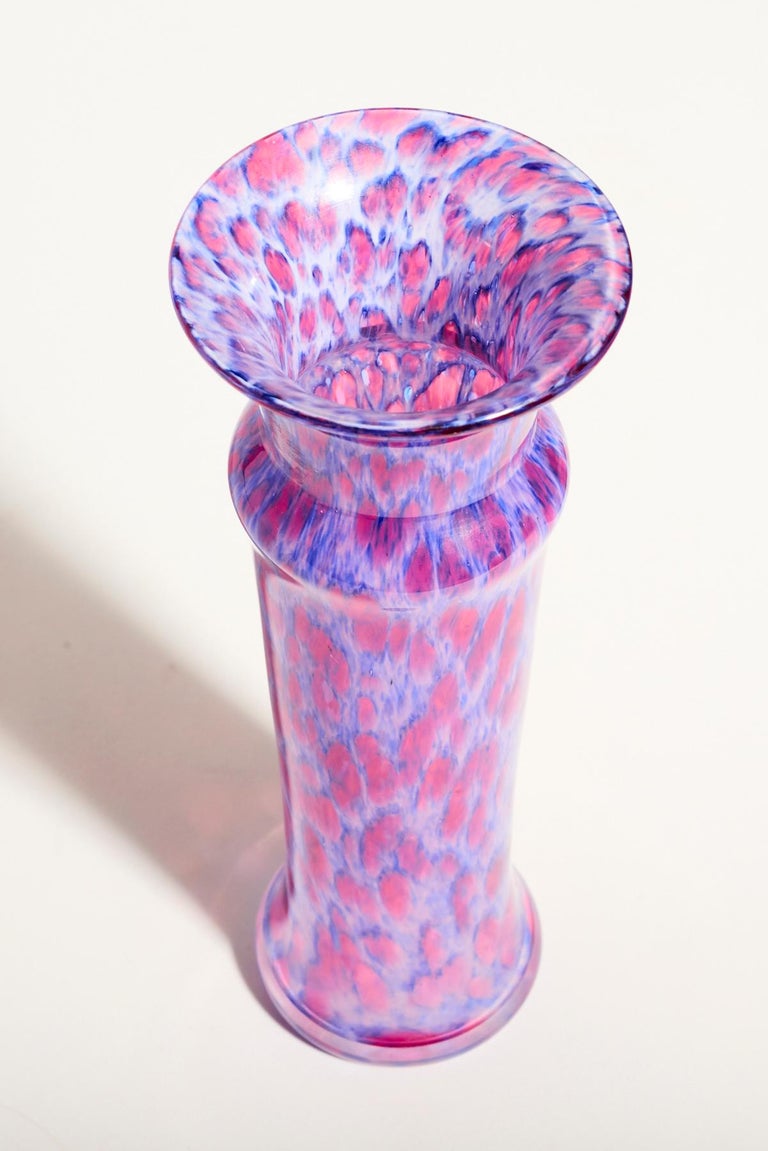 Art Glass Blue Pink Mottled Vase For Sale at 1stDibs
