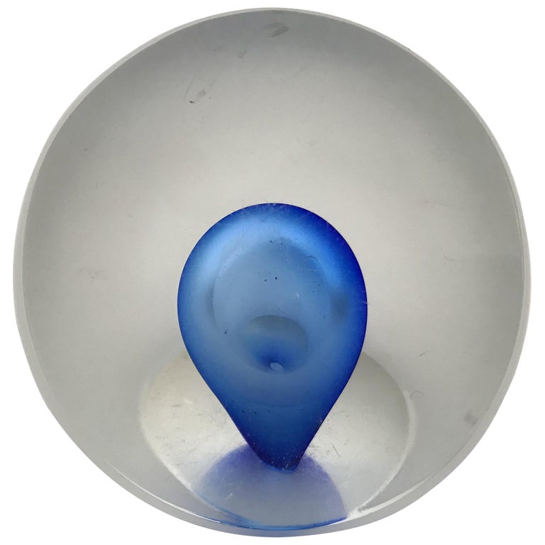Art Glass Paperweight For Sale at 1stDibs