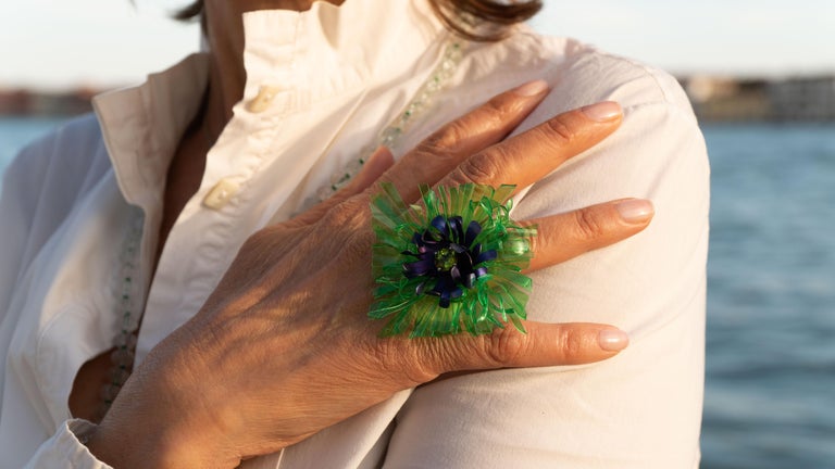 Art Jewels Gold Peridot Titanium Silver Upcycled Plastic Ring Borghi M ...