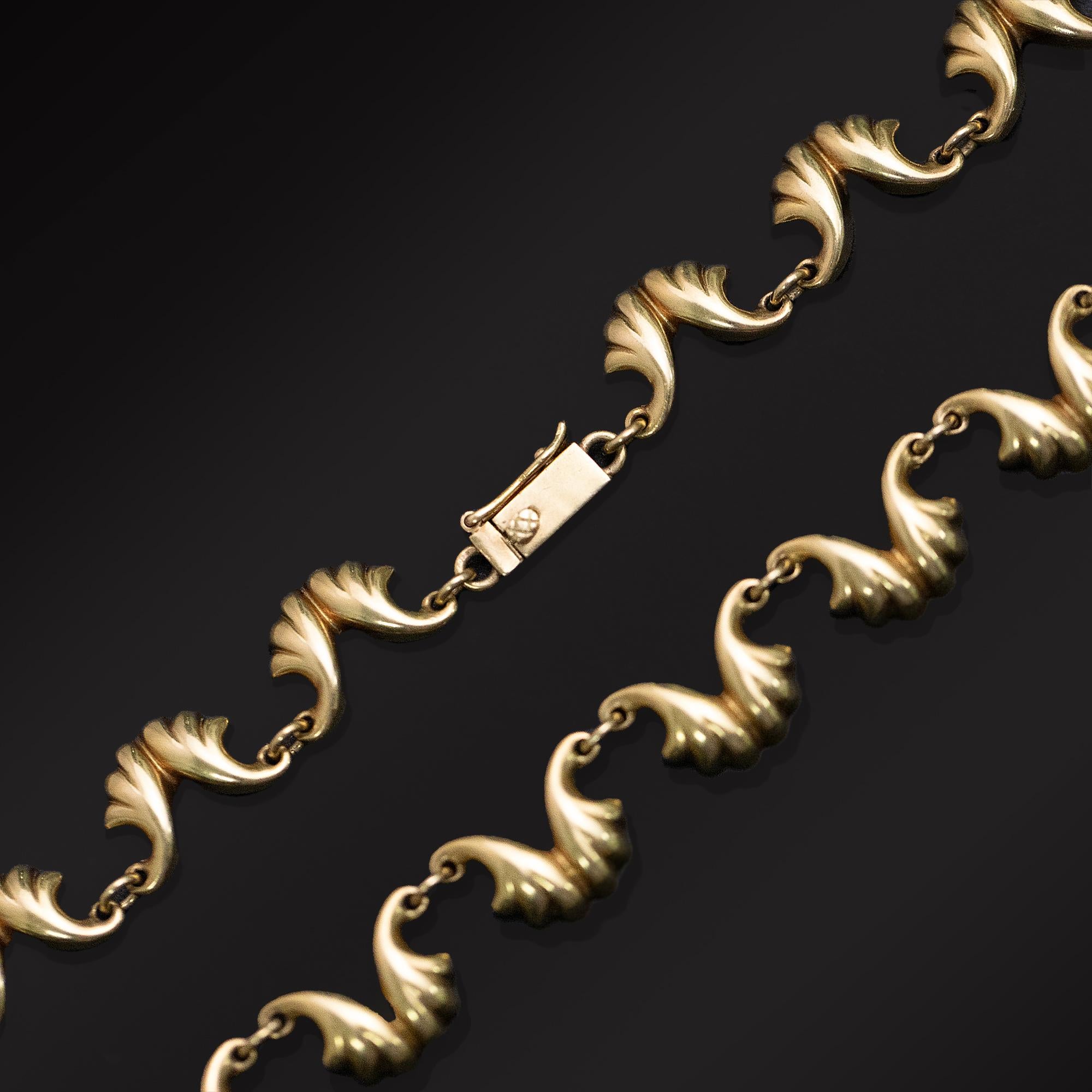 Art Nouveau 18k Yellow Gold French Necklet, Circa 1890 For Sale at 1stDibs