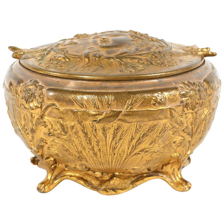 Art Nouveau Bronze Covered Decorative Box For Sale at 1stDibs