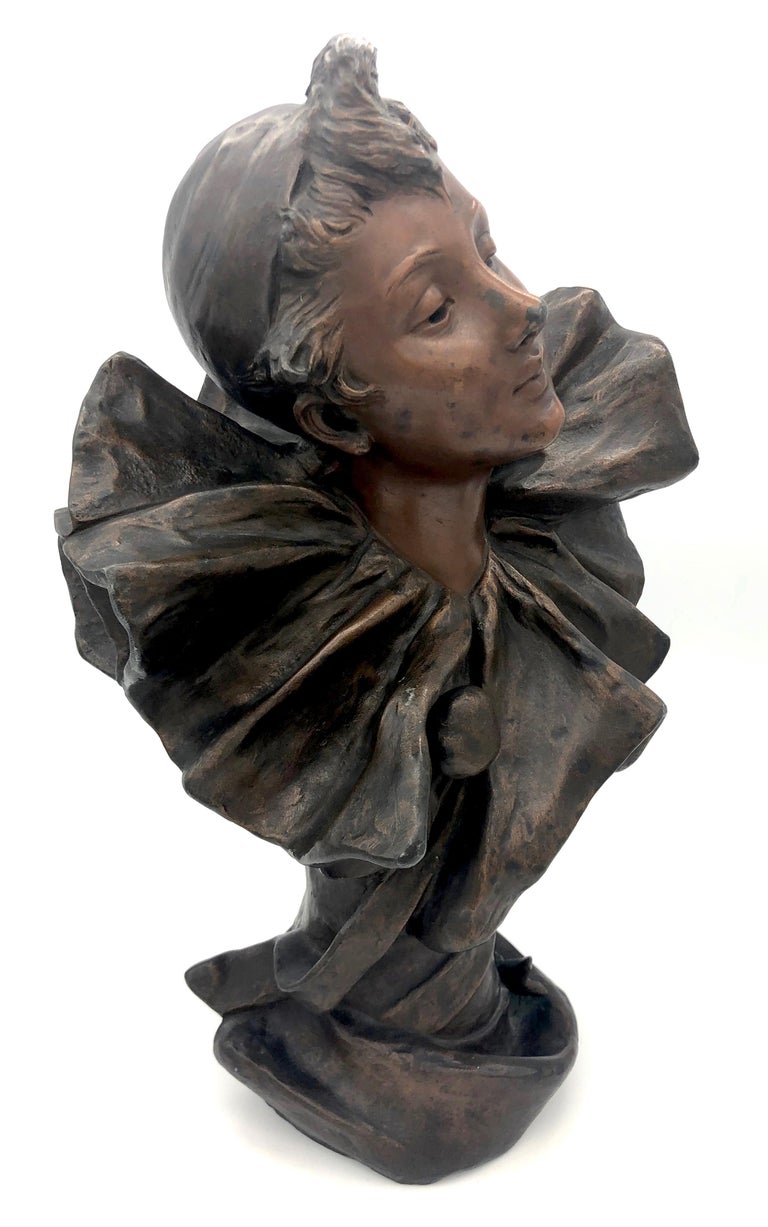 Art Nouveau Bust of a Pierrette Female Pierrot For Sale at 1stDibs