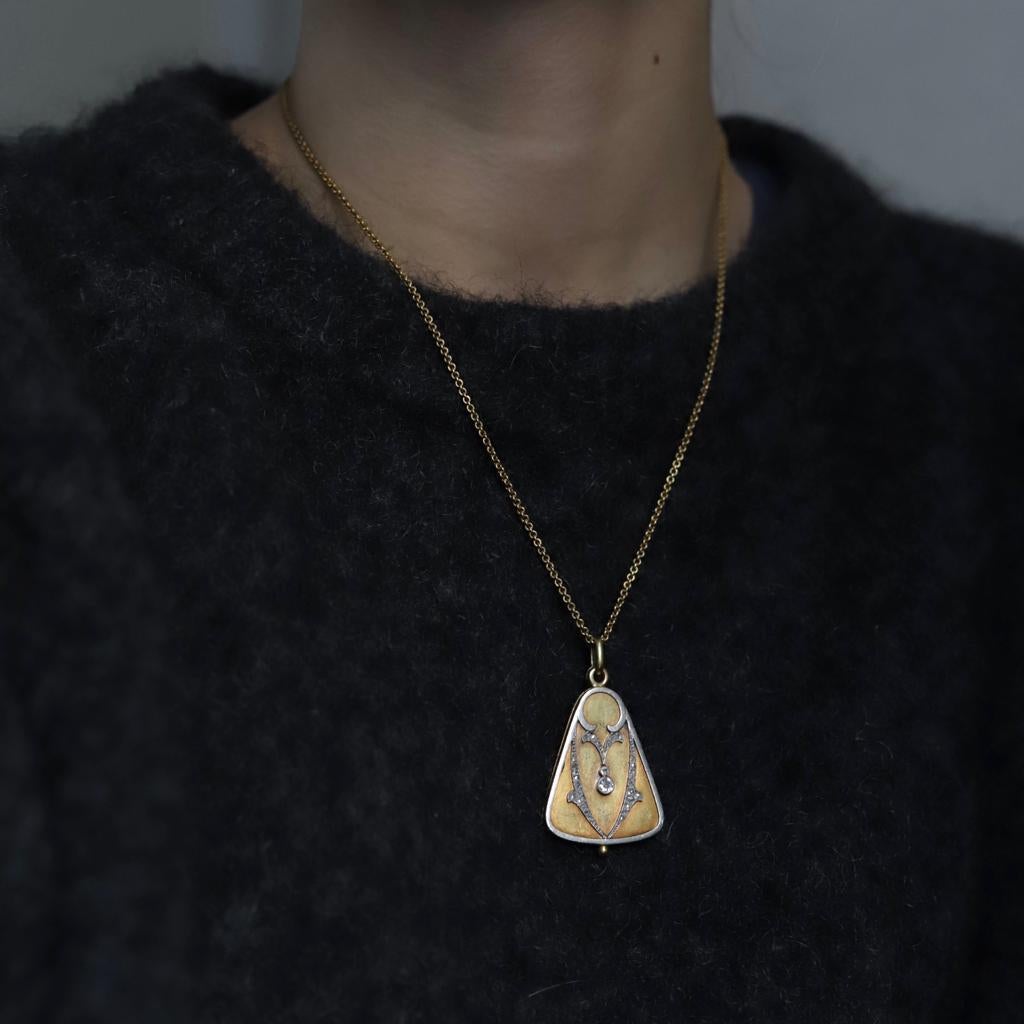 Art Nouveau Diamond 18 Karat Yellow Gold Sliding Locket Pendant at ...
