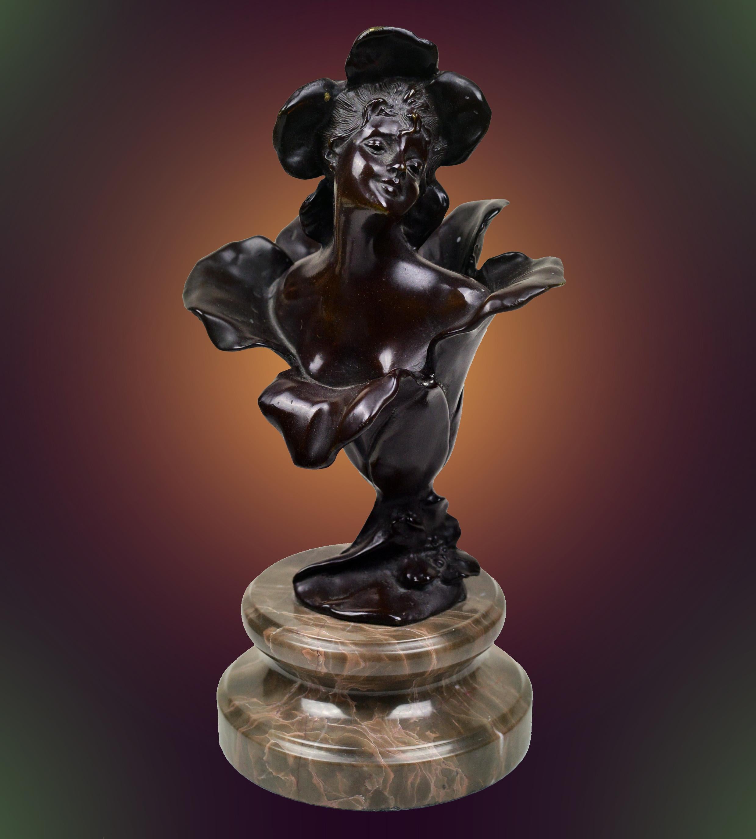 Art Nouveau Figurine of Thumbelina early 19th century Patinated Bronze ...