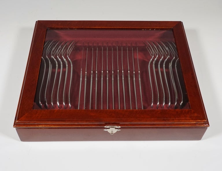 Art Nouveau Silver Fish Cutlery Set 12 Pers. in Showcase, by V.C. Dub ...