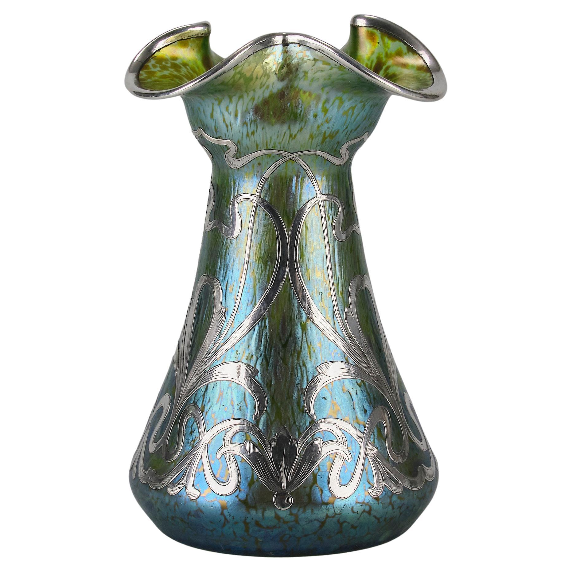Loetz Candia Papillon Art Nouveau Vase For Sale at 1stDibs