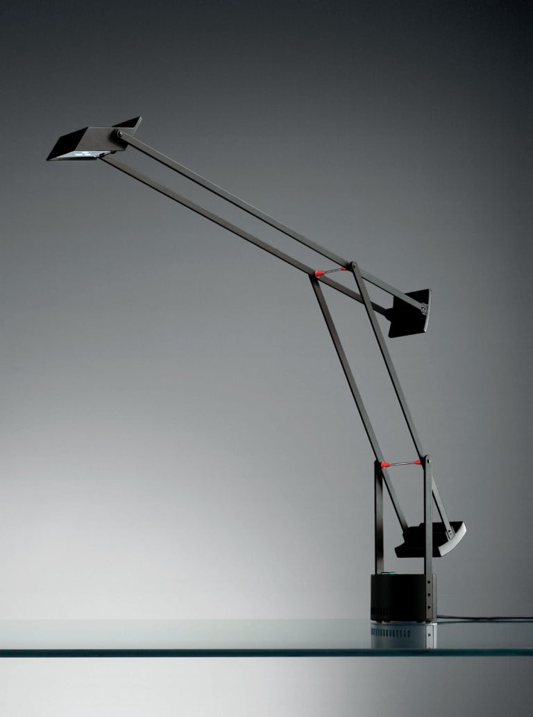 Artemide Tizio HAL Classic Table Lamp in Black by Richard Sapper For ...