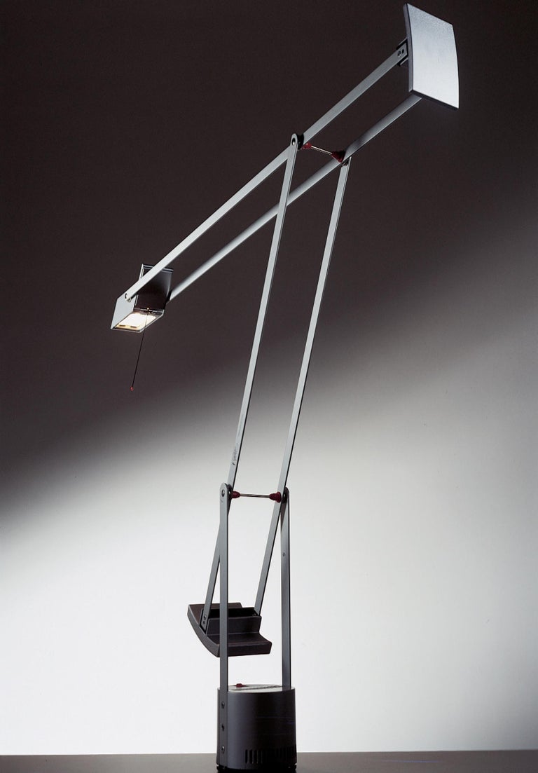 Artemide Tizio HAL Classic Table Lamp in Black by Richard Sapper For ...