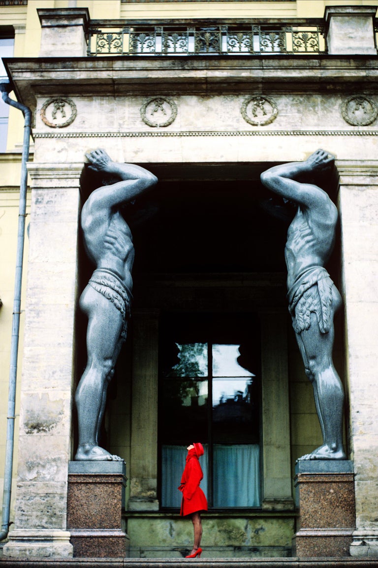Arthur Elgort - Christy Turlington, Moscow, VOGUE For Sale at 1stDibs