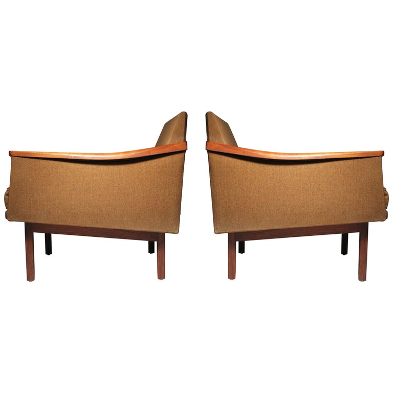 Arthur Umanoff Pair of Lounge Chairs Madison Furniture For Sale at 1stDibs